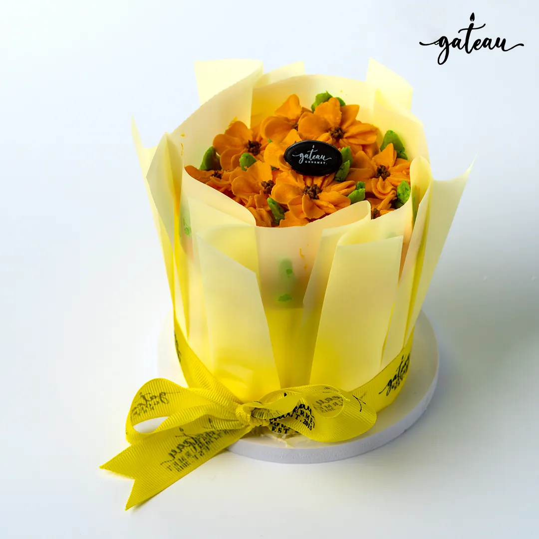 Flower Cake Bouquet Delivery – Elegant Floral Cake Gift | Gateau Gourmet