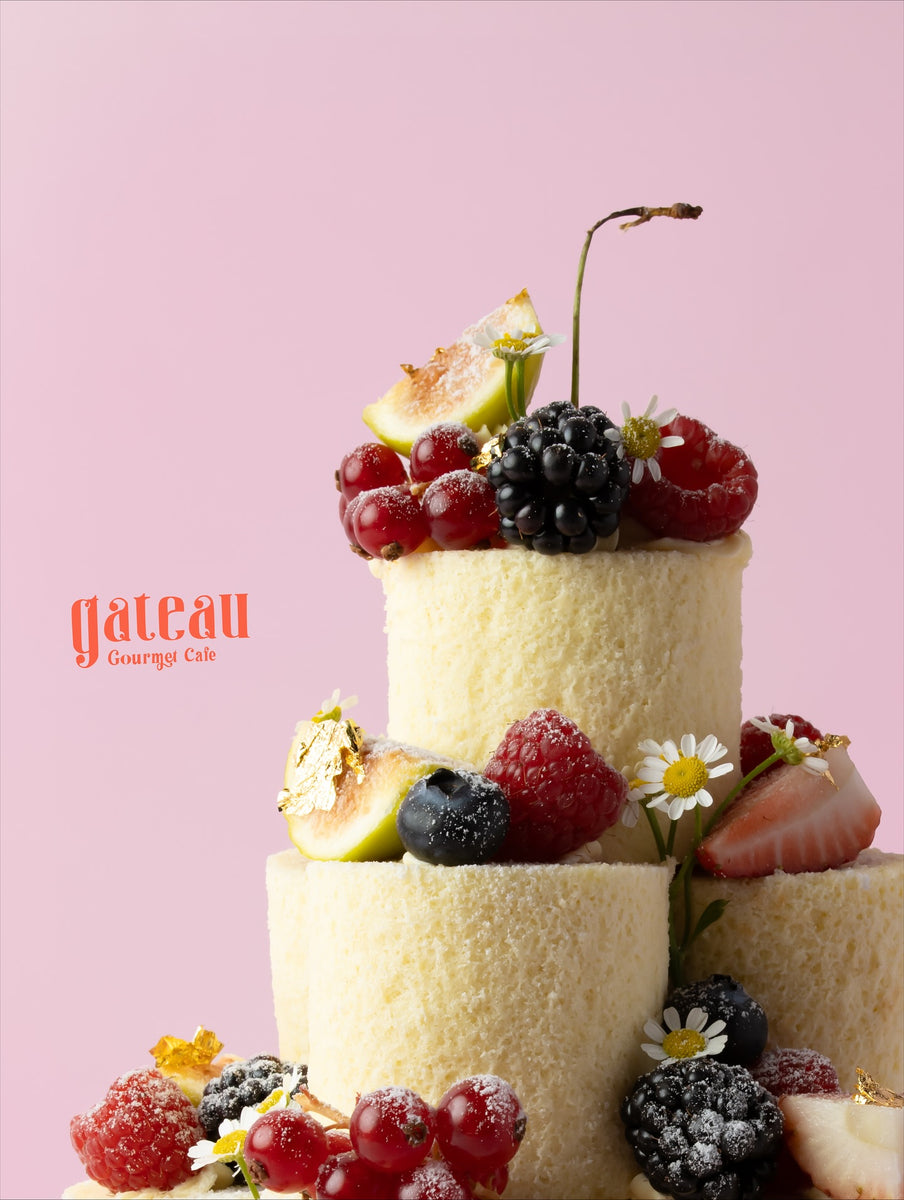 Delicious Vanilla Fruit Tower Cake for Every Celebration | Gateau Gourmet